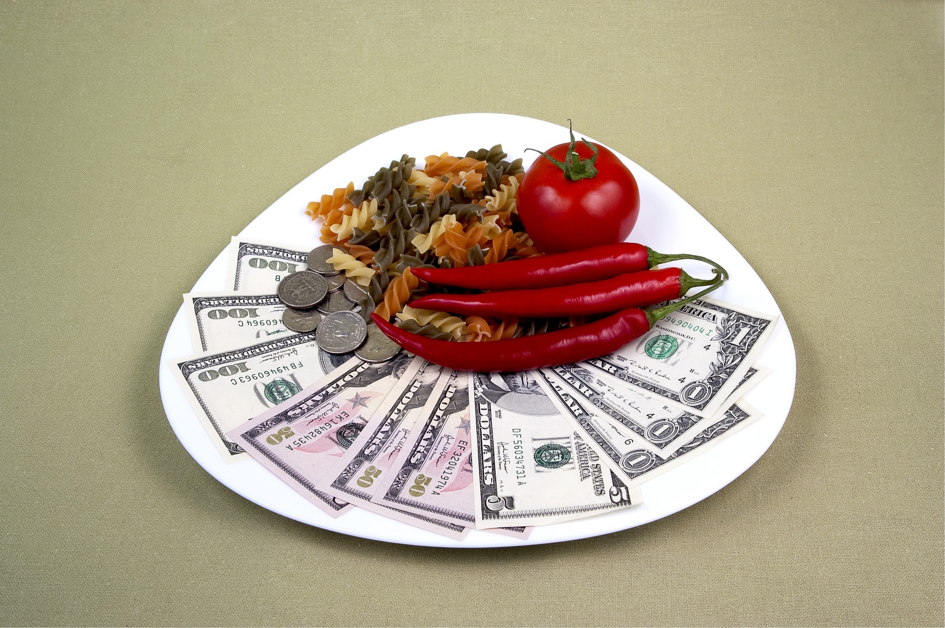 Family Forgets Their Wallets And Asks Future Daughter-In-Law To Pay For ...