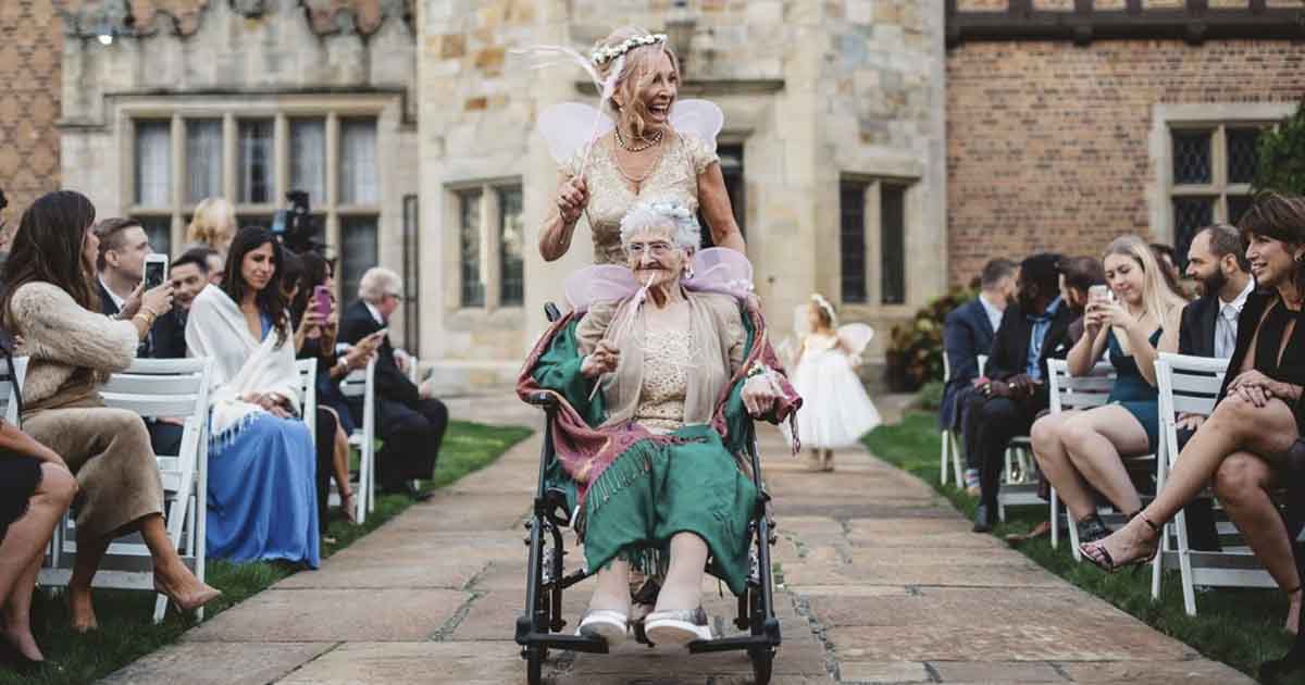 86-Year-Old Grandma Becomes 'Fairy' Flower Girl at Granddaughter’s ...