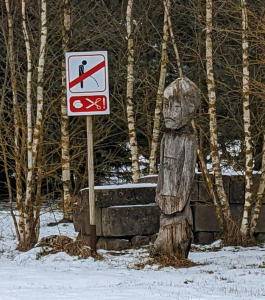 25 Times People Found The Scariest Signs And Shared Them Online