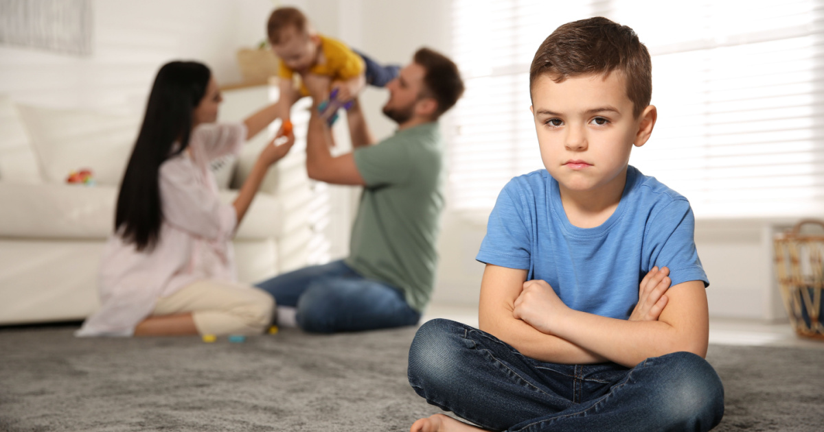 12 Harmful things Parents Do To Their Kids Without Realizing It