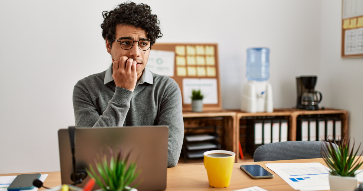 5 Signs You Grew Up in a Toxic Family and Might Need Some Time Apart ...