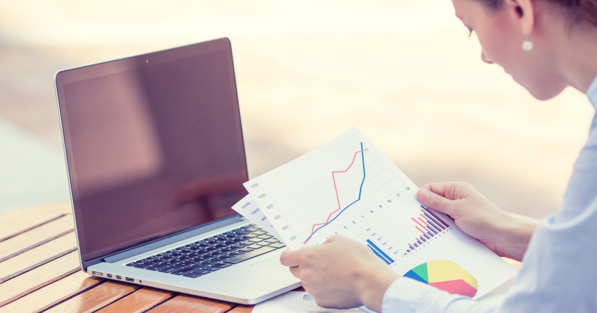 30 Ways People Make ‘Easy Money’ By Doing Almost Nothing : Secret Life ...