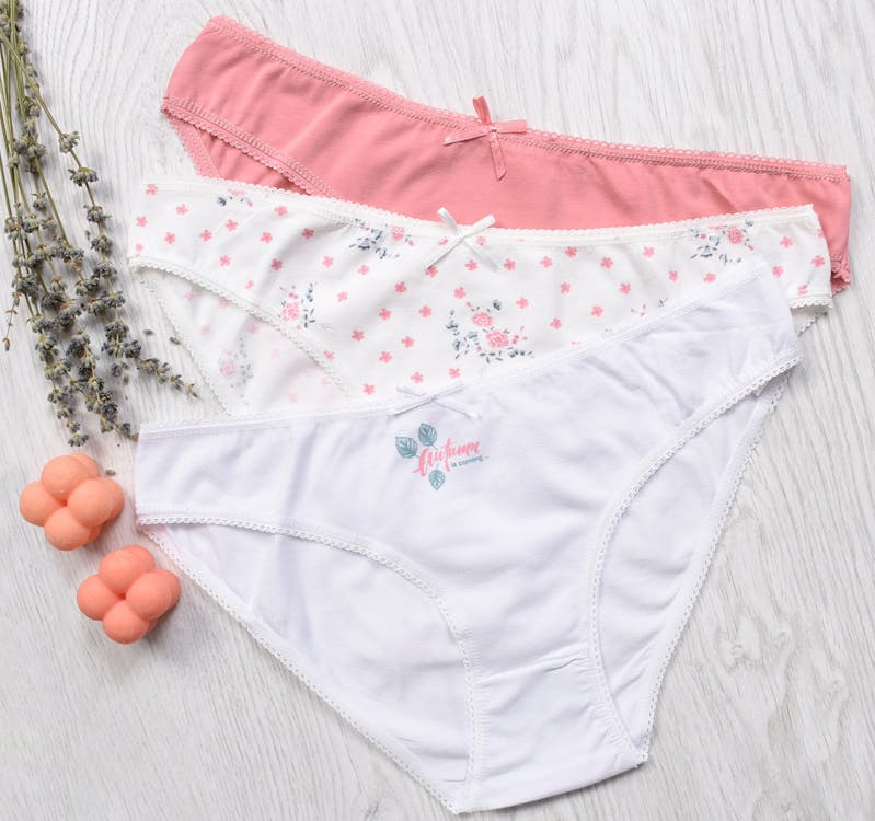 People Are Only Just Realizing Why There s A Bow On Women s Underwear People Are Only Just Realizing Why There s A Bow On Women s Underwear