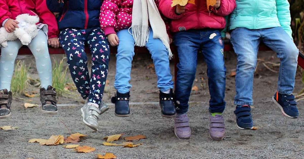 Mother Of 12 Struggles to Afford Her Kids With Staggering $24k Annual ...