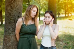 15 Red Flags Someone Feels Secret Animosity Towards You