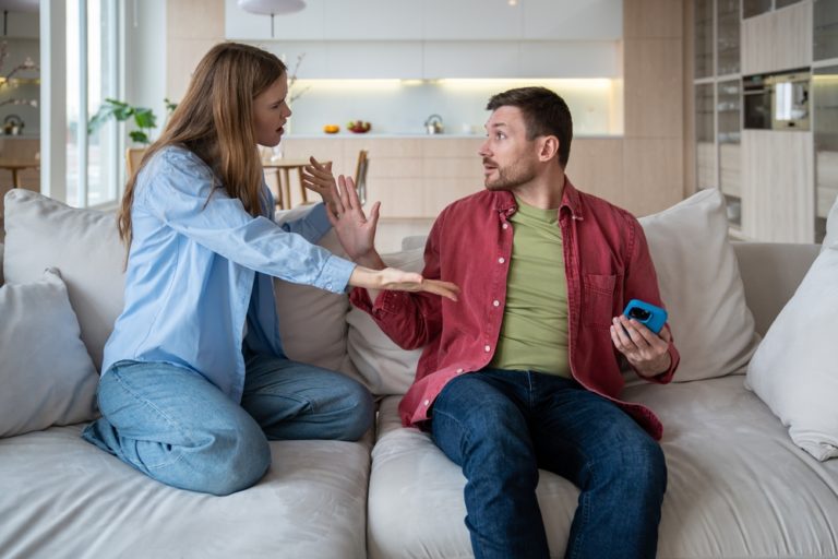 15 Red Flags Someone Feels Secret Animosity Towards You