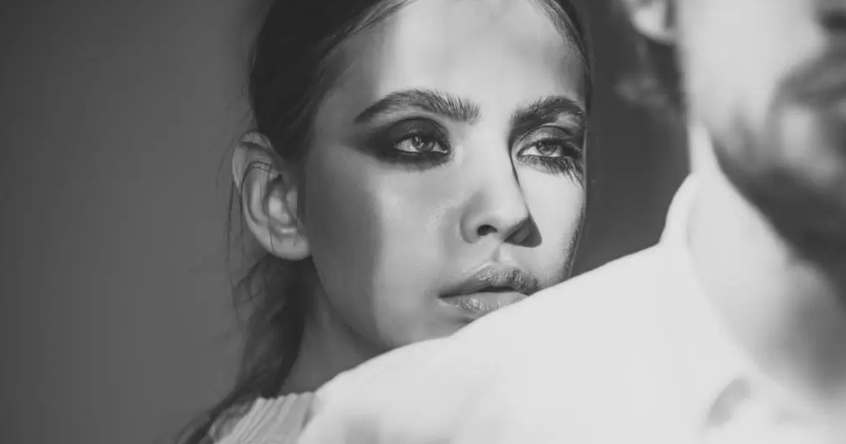 10 Red Flags That You’re Dealing With A Toxic Girlfriend