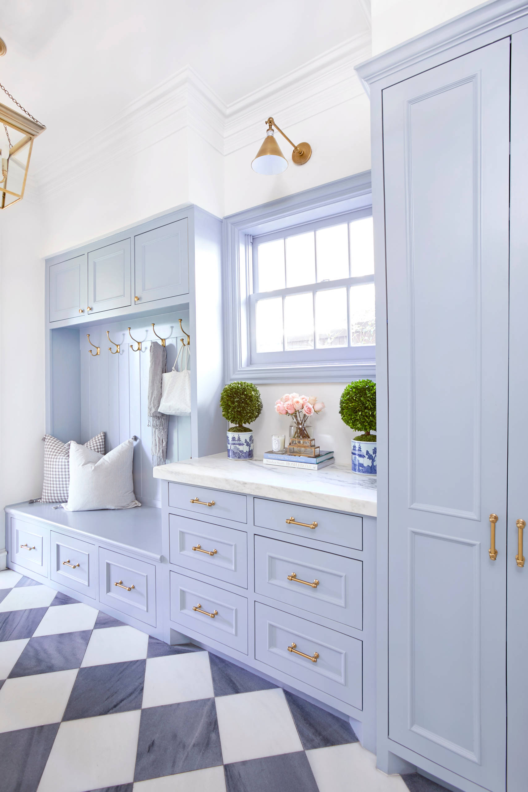 25 Stunning Blue Interiors to Inspire Tranquility and Calm