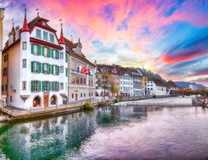 Why Americans Can't Build European-Style Apartments
