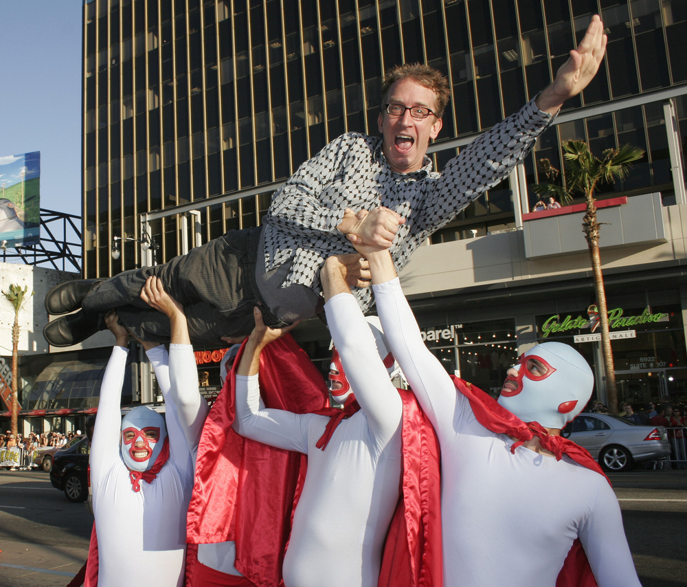 Video Shows Andy Dick During Apparent Overdose Incident on Hollywood Street