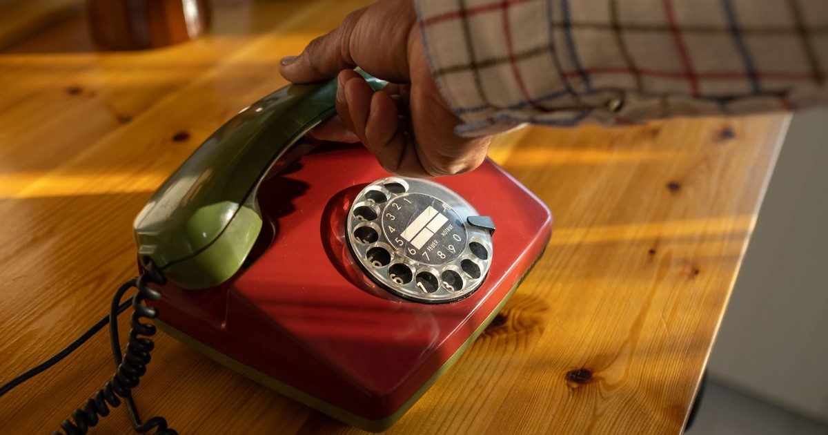 15 Household Things Every Boomer Should Get Rid Of